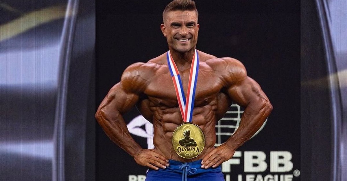 Najbolji svjetski natjecatelj u Men's Physique navodi 10 TOP vježbi za ...